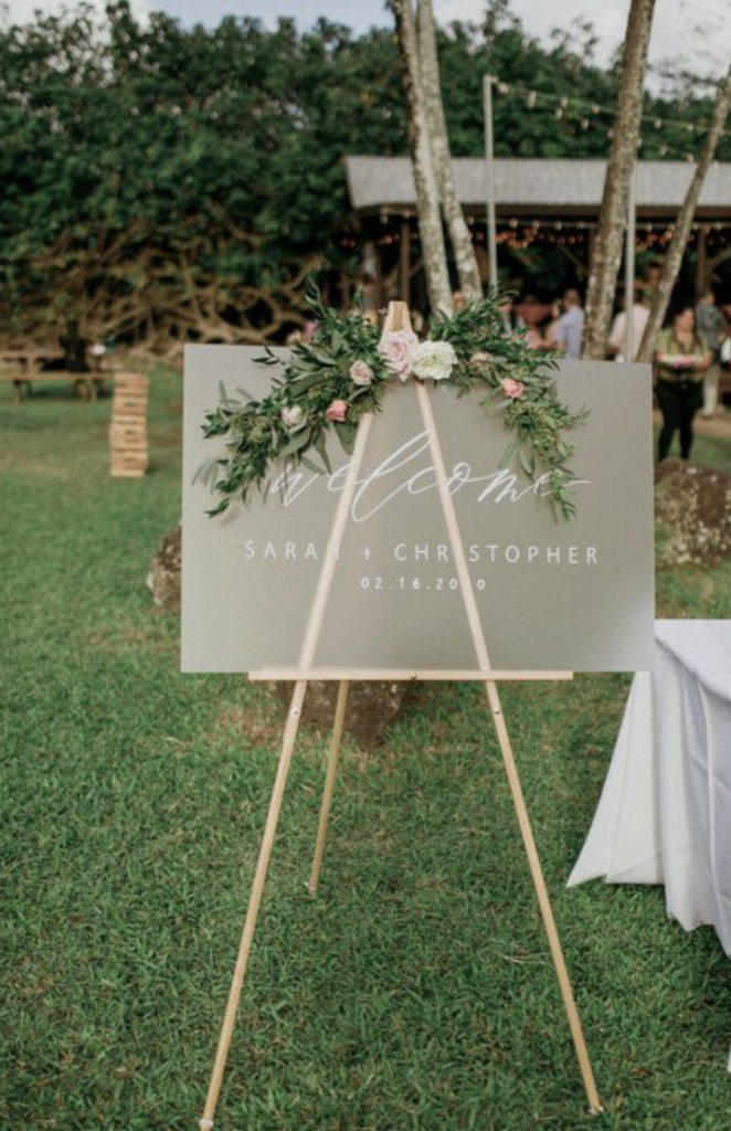 Easel - Wooden - Pacific Party Rentals